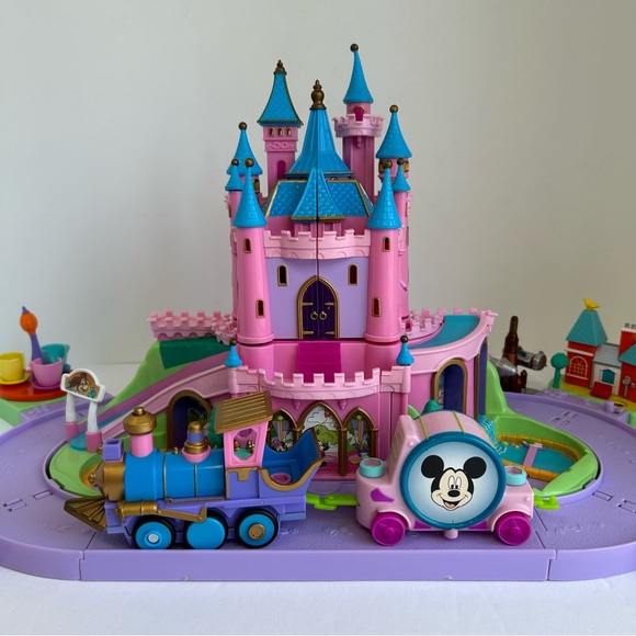 Disney | Toys | Y2k Disneys Magic Kingdom Castle Playset Magical ...